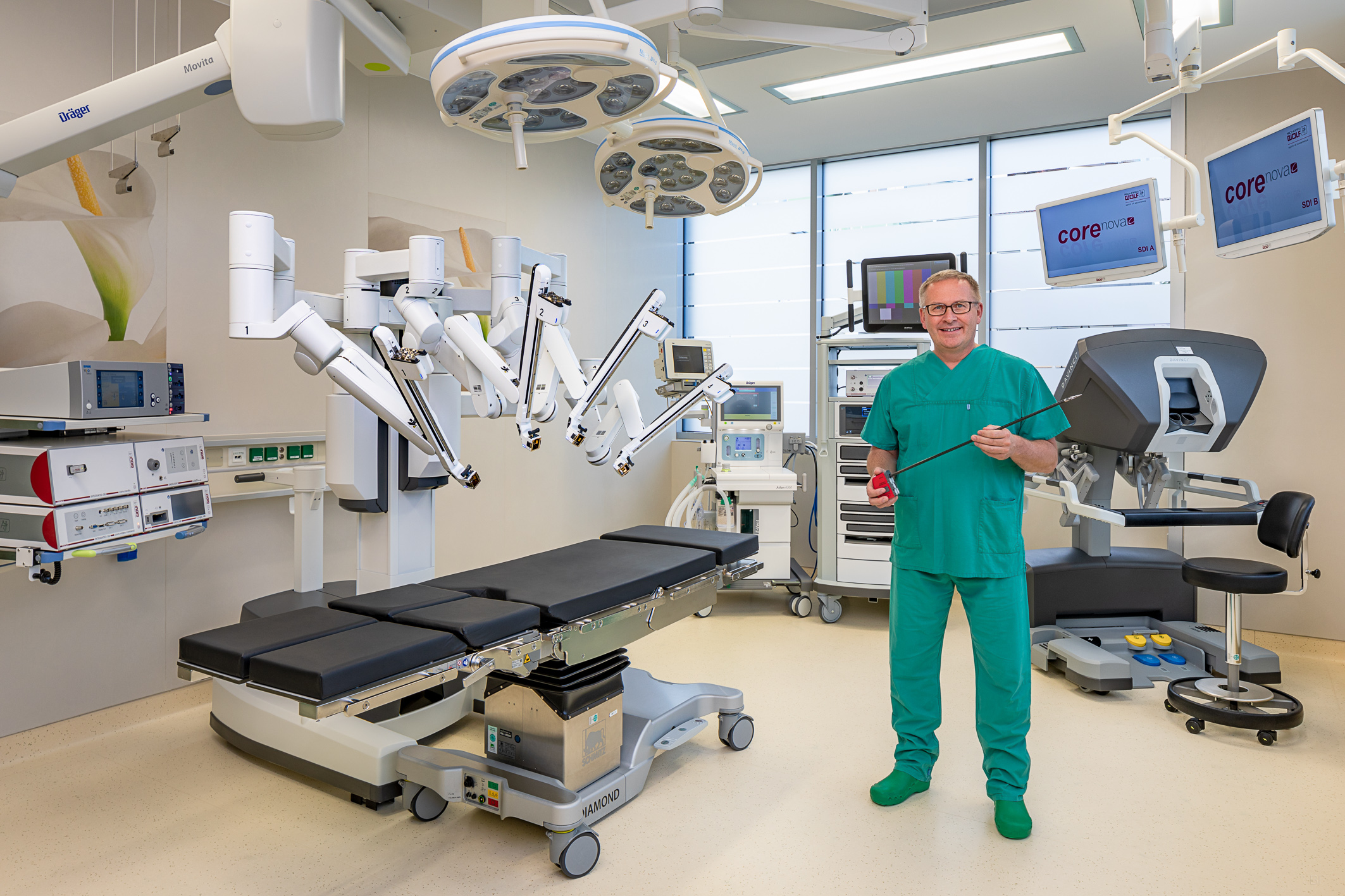 Schonend operieren mit Steuerknüppel und Roboterarmen - Wirtschaftskraft