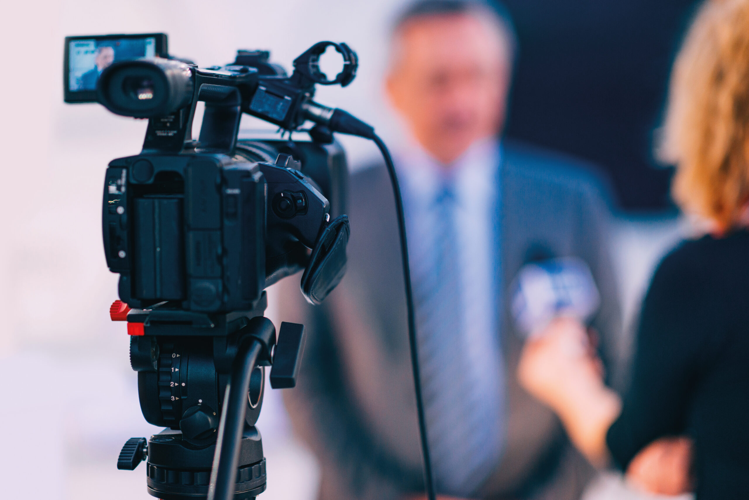 Verständlichkeits-Check: CEO-Reden der DAX-40-Unternehmen unter der ...