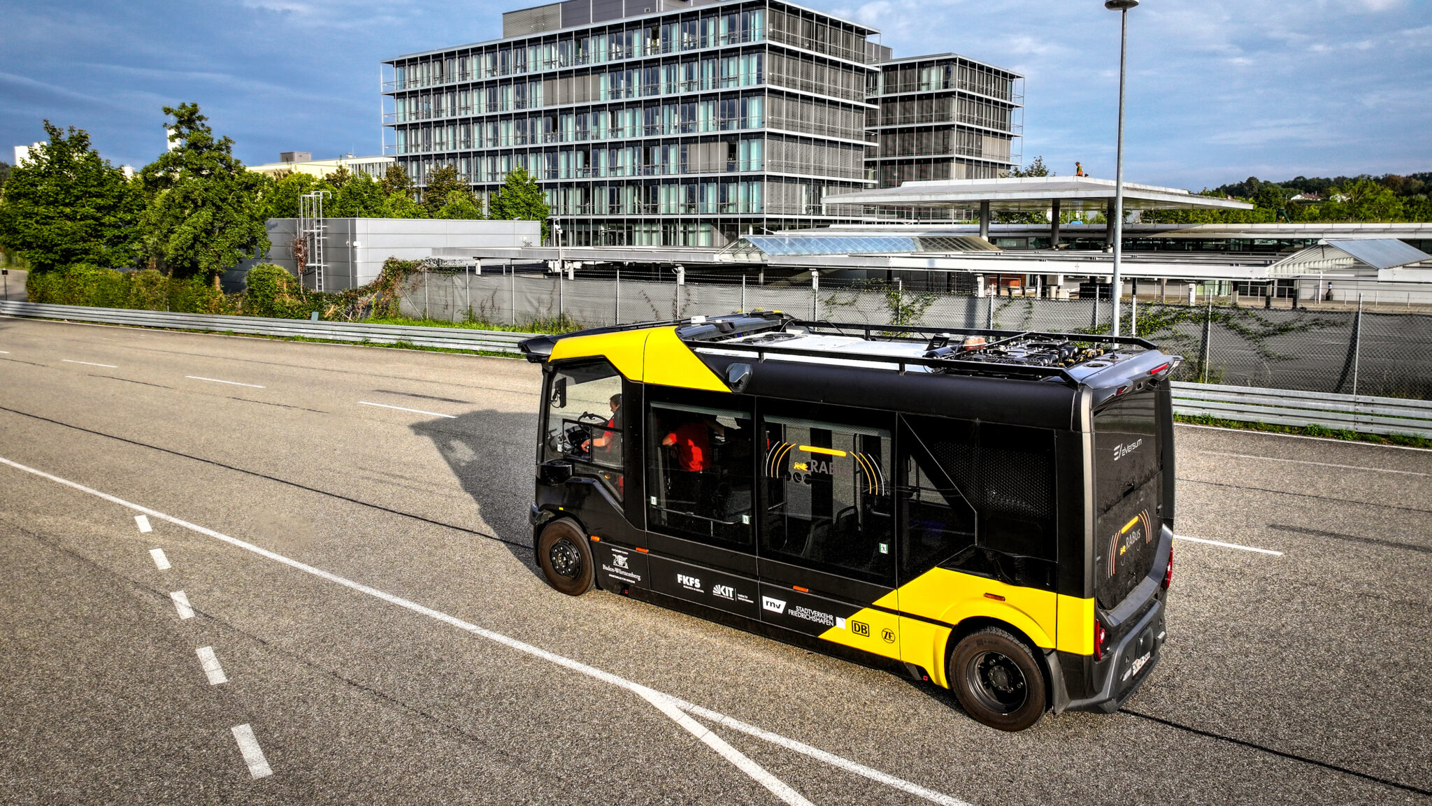Autonome Shuttles als Chance für den ÖPNV - Wirtschaftskraft